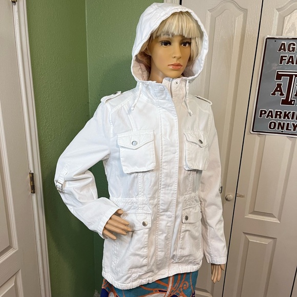 BCBGeneration | Jackets & Coats | Bcbgeneration Lightweight Utility Hoodie Jacket | Poshmark